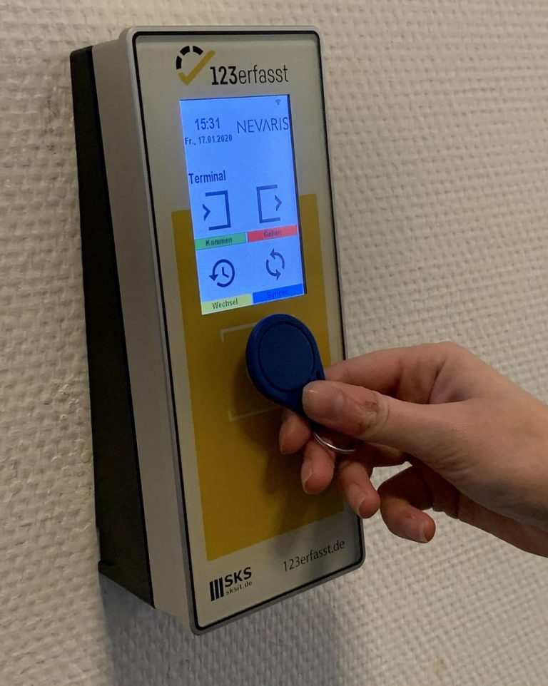 Datafox Terminal 123erfasst - SKS GmbH